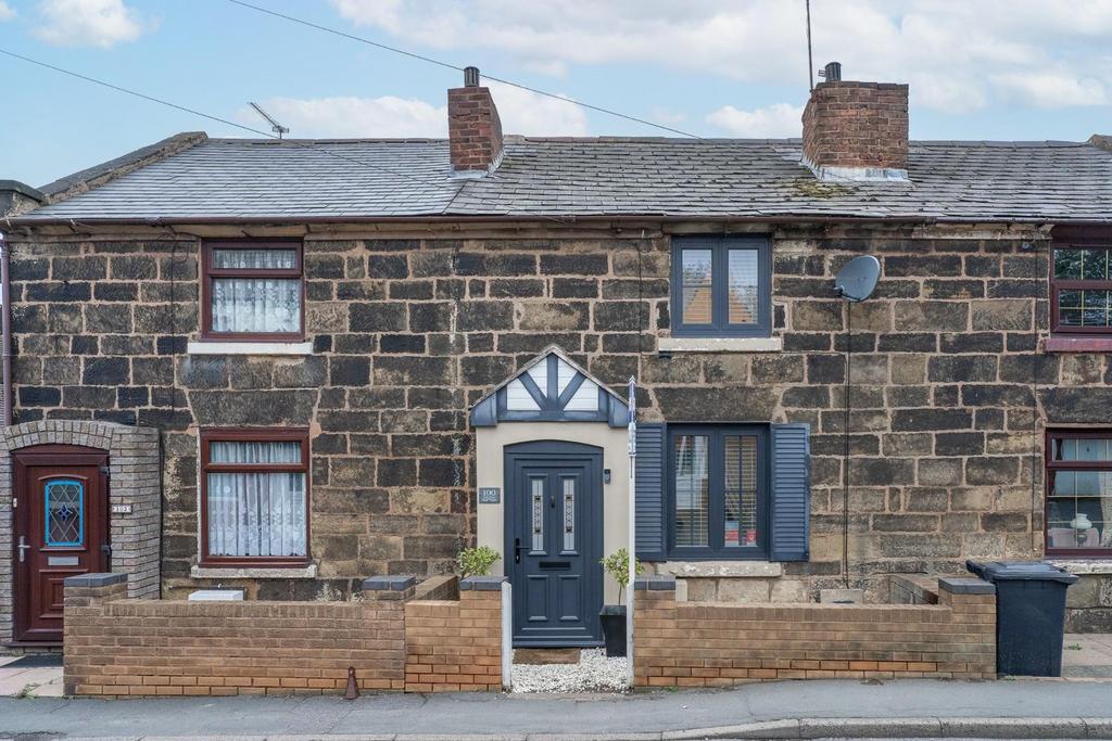 Vale Street, Upper Gornal 2 bed terraced house - £184,995