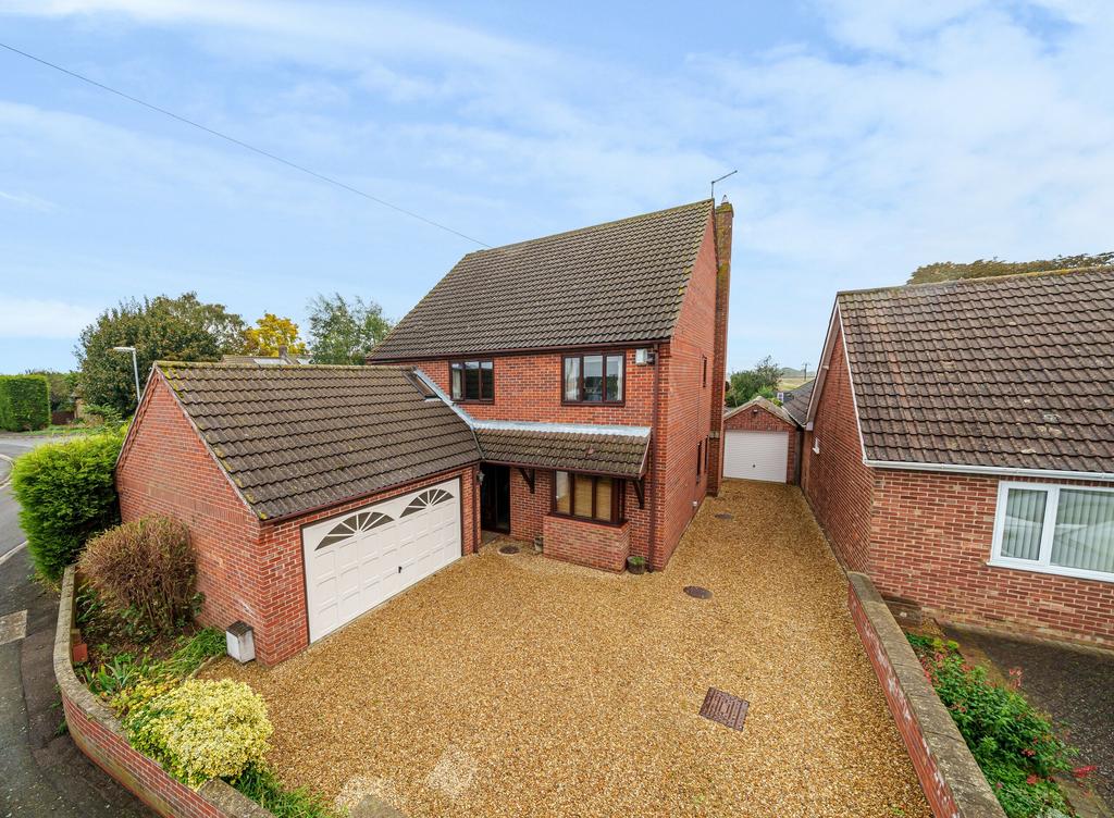 Mayfield Road, Eastrea, Whittlesey... 4 bed detached house - £475,000