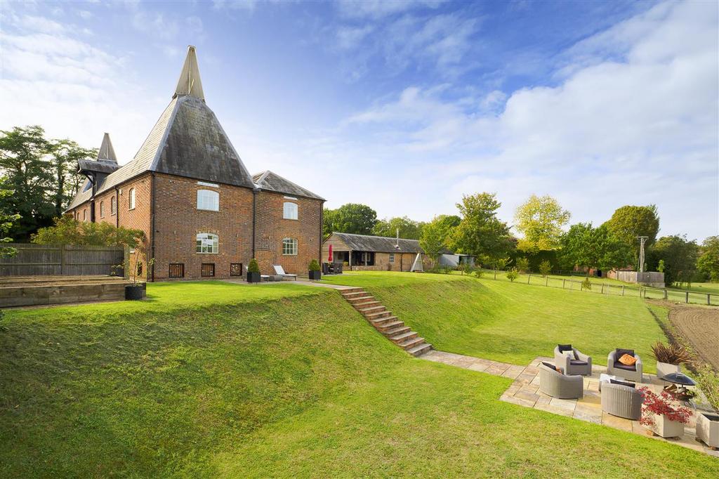Ensden Oast, Lower Ensden Road, Old Wives Lees 6 bed semi-detached ...