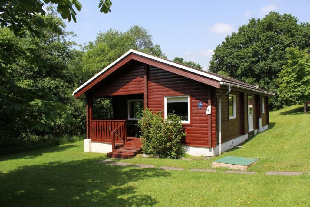 Stravaigin Lodge 4 Lamont Lodge... 3 bed chalet - £125,000