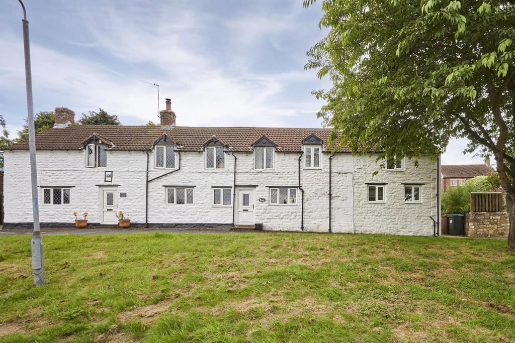 Main Street, Staxton, Scarborough... 3 bed semi-detached house - £895 ...
