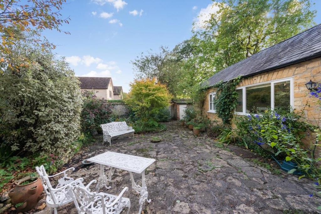Long Street, Sherborne, Dorset, DT9 3 bed end of terrace house for sale ...