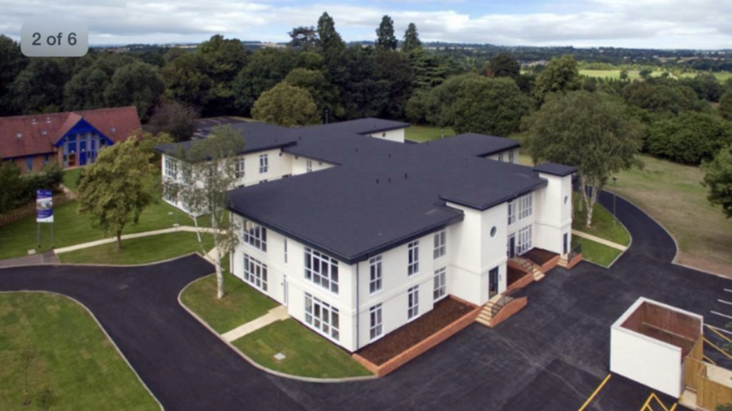 DANESCOURT ROAD, WOLVERHAMPTON WV6 2 bed apartment - £1,450 pcm (£335 pw)