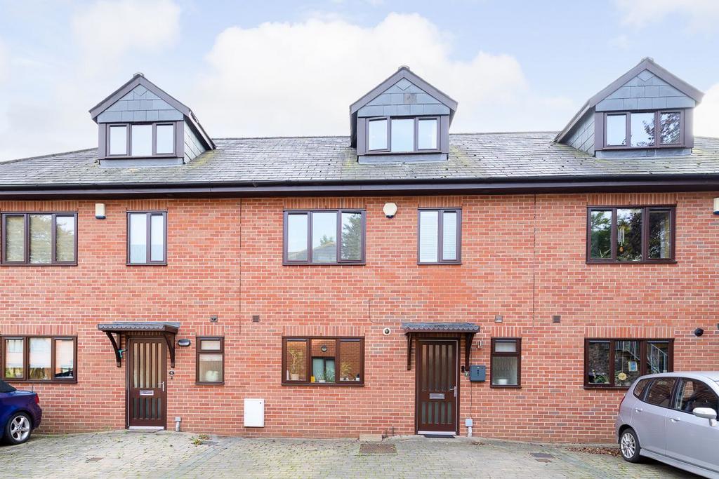 Merrivale Farm, Merrivale Lane... 3 bed terraced house for sale - £350,000