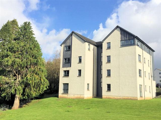 1 Mackintosh Way, Lochgilphead 2 bed flat - £89,995