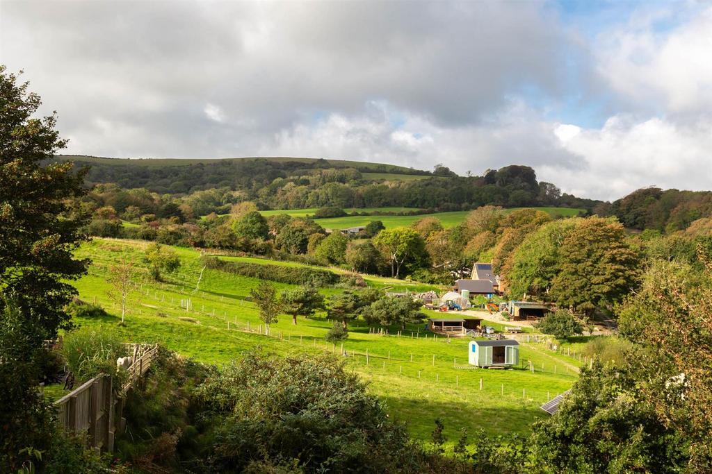 Shanklin Old Village, Isle of Wight 4 bed detached house - £835,000
