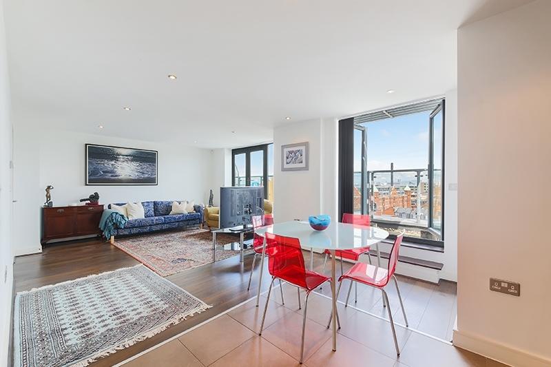 Jacobs Court, Plumbers Row, Aldgate, E1 2 bed apartment for sale - £600,000