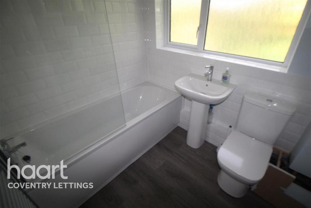 Webster Avenue, Kenilworth, CV8 2EJ 1 bed flat - £850 pcm (£196 pw)