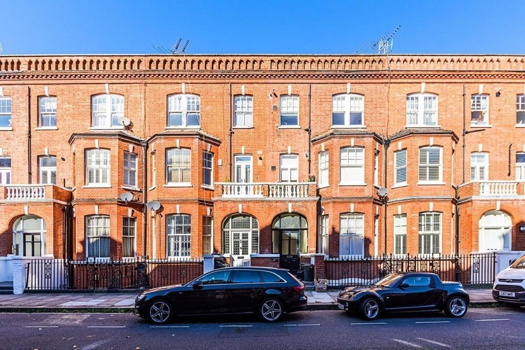 Fairholme Road, London, Greater... 2 bed flat - £625,000