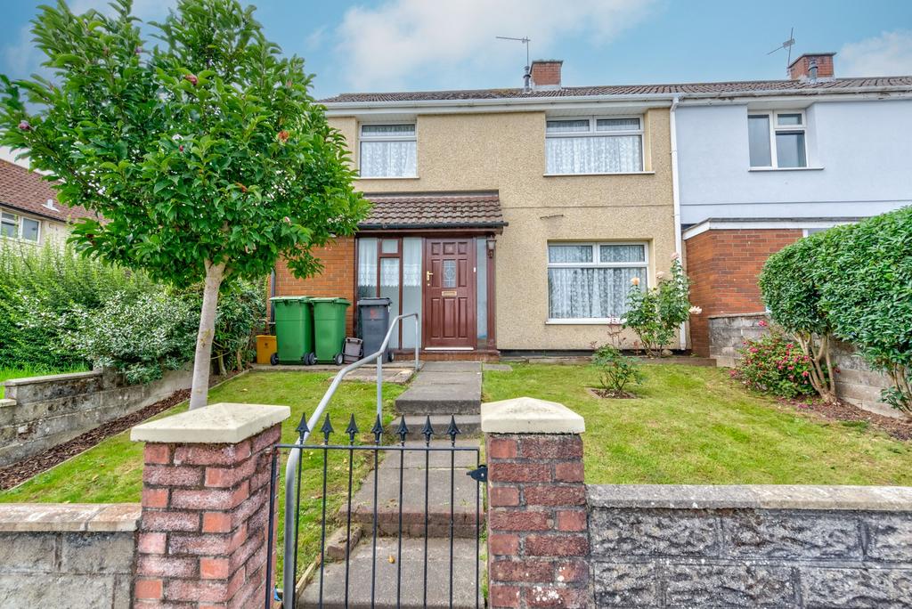 Hendre Road, Rumney, Cardiff. CF3 4 bed end of terrace house - £200,000