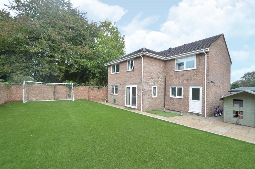 2 Whitecroft Road, Shrewsbury, SY3 7TJ 5 bed detached house for sale ...