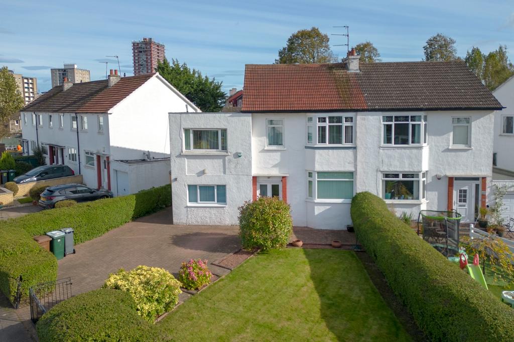 61 Silverknowes Gardens, Edinburgh EH4 4 bed semi-detached house - £419,950