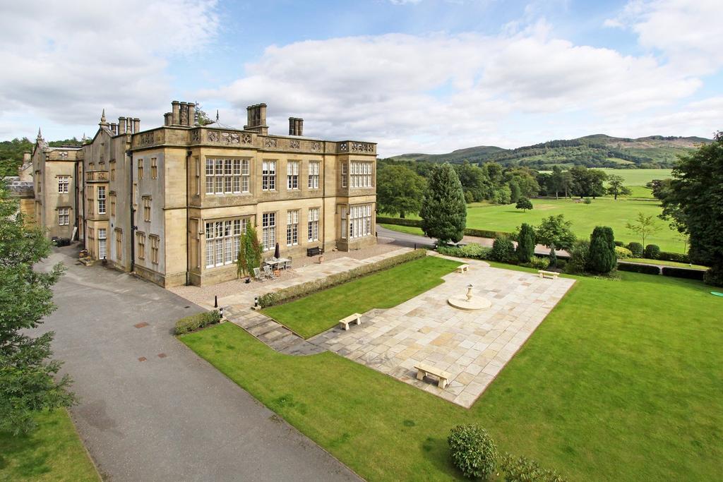 Eshton Hall, Skipton, North Yorkshire, BD23 2 bed flat for sale - £350,000