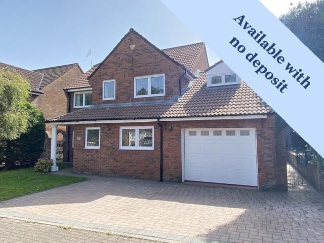 Whitegates, Mayals, SA3 5 bed detached house - £2,000 pcm (£462 pw)