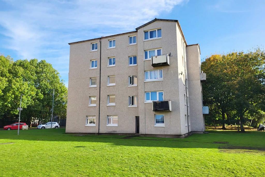 Winning Quadrant, Wishaw ML2 1 bed flat - £30,000
