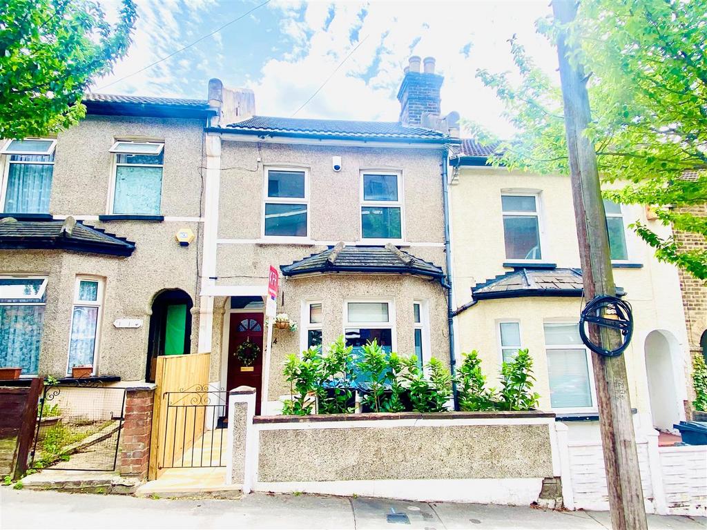 Holmesdale Road, London 3 bed terraced house - £2,500 pcm (£577 pw)