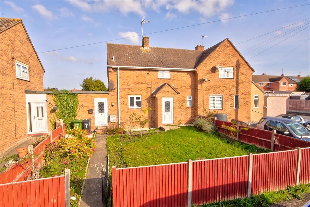 Green Leys, Badsey, Evesham 2 bed terraced house - £189,950