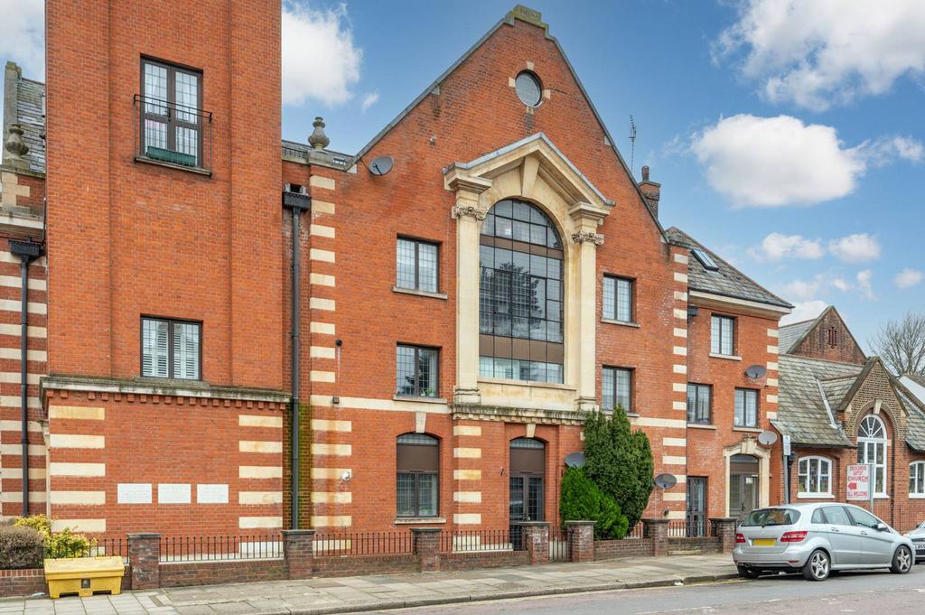 Anson Road, Willesden Green, London, NW2 1 bed flat - £415,000
