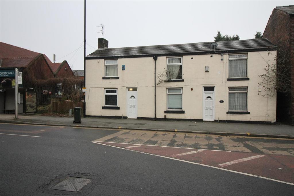 Rochdale Road, Manchester M24 3 bed house for sale - £175,000