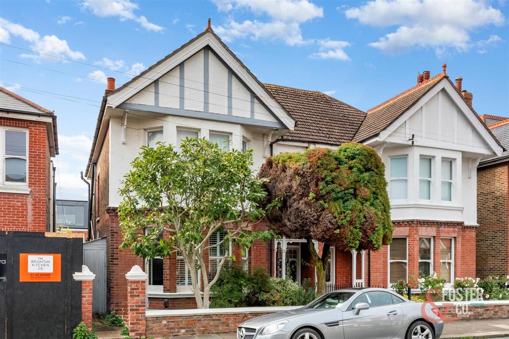 Modena Road, Hove 6 bed house - £1,250,000