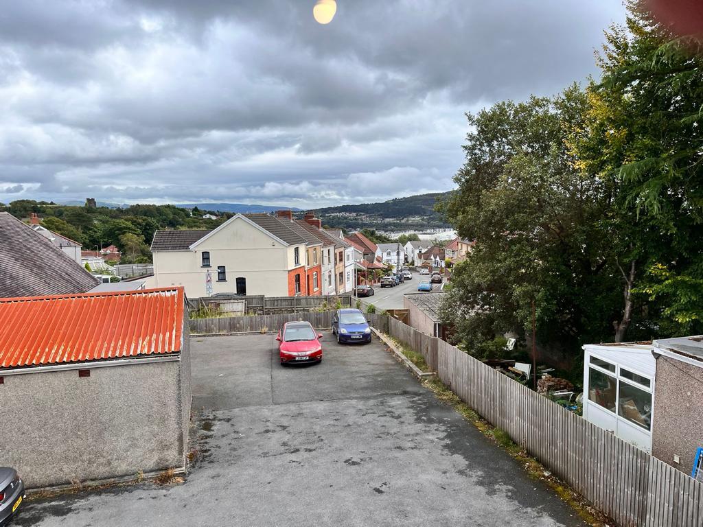 693a Llangyfelach Road Treboeth Swansea 1 bed flat to rent - £525 pcm ...
