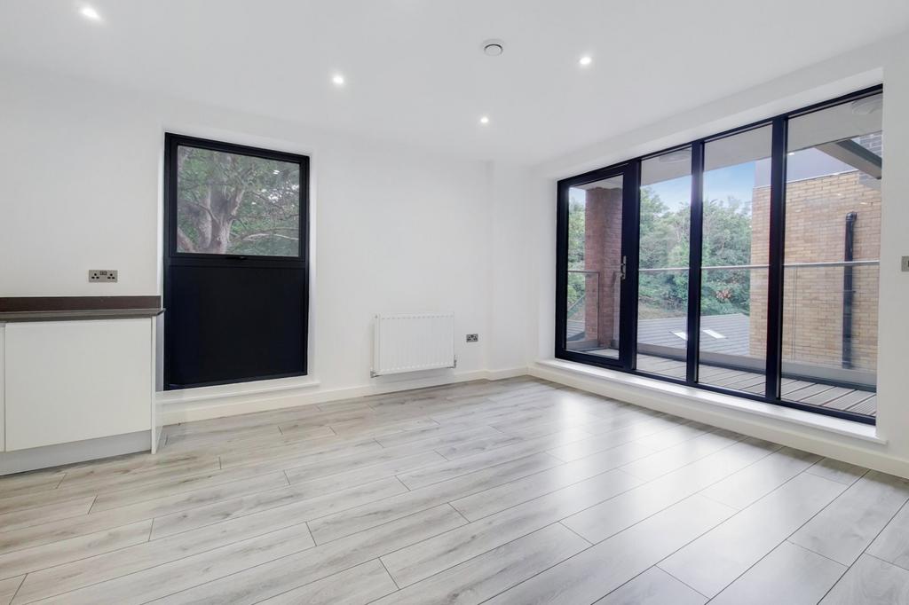 Joynes House, 700 Woolwich Road, SE7 2 bed apartment for sale - £425,000