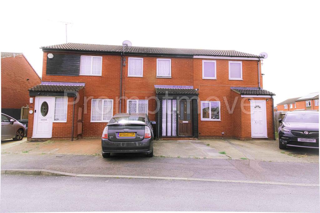 Sparrow Close Luton LU4 0XL 2 bed semi-detached house - £1,350 pcm (£ ...