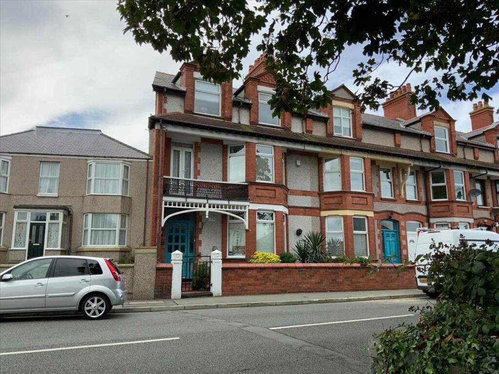 Newry Street, Holyhead, Sir Ynys Mon... Hotel - £190,000