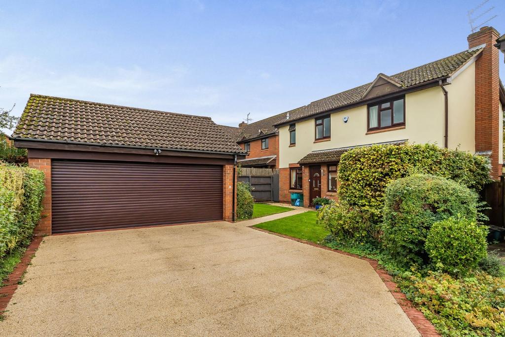 Briar Walk, Prestbury, Cheltenham... 4 bed detached house - £615,000