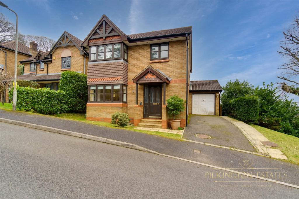 Derriford, Plymouth PL6 4 bed detached house - £400,000