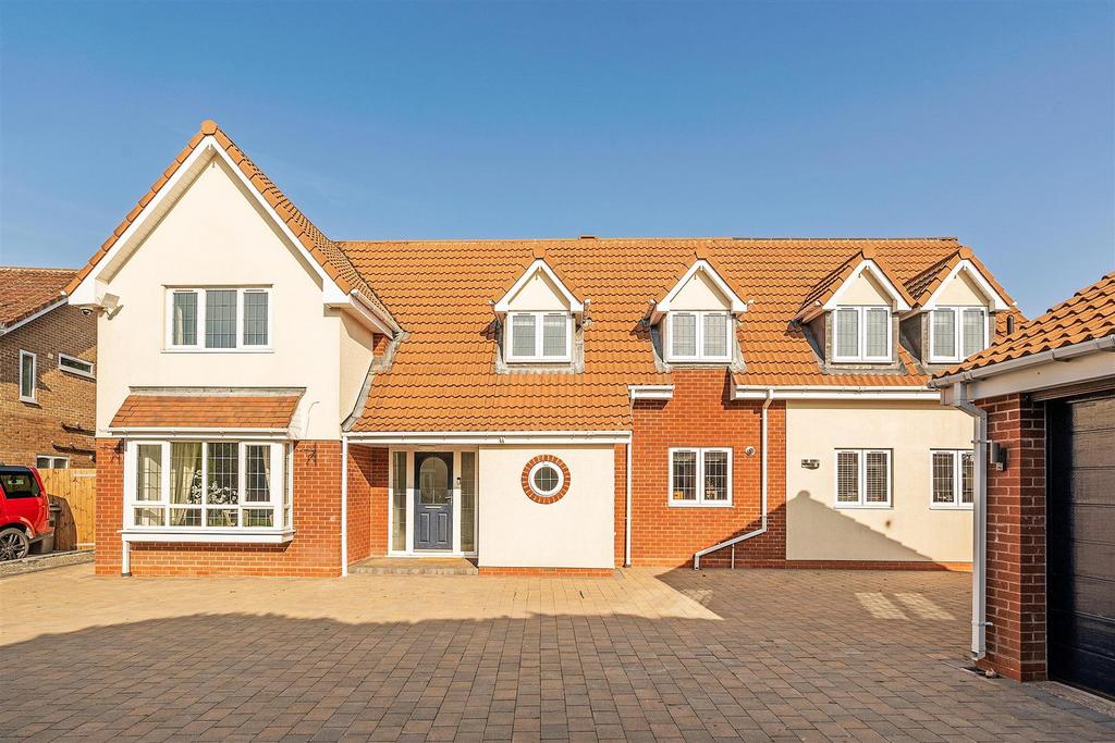 Northwick Crescent, Solihull 5 bed detached house - £1,100,000