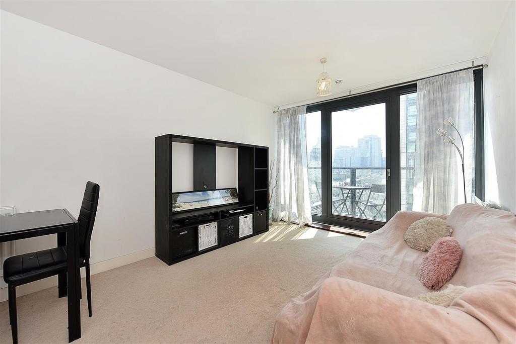 Proton Tower, Blackwall Way, London, E14 1 bed apartment - £1,950 pcm ...
