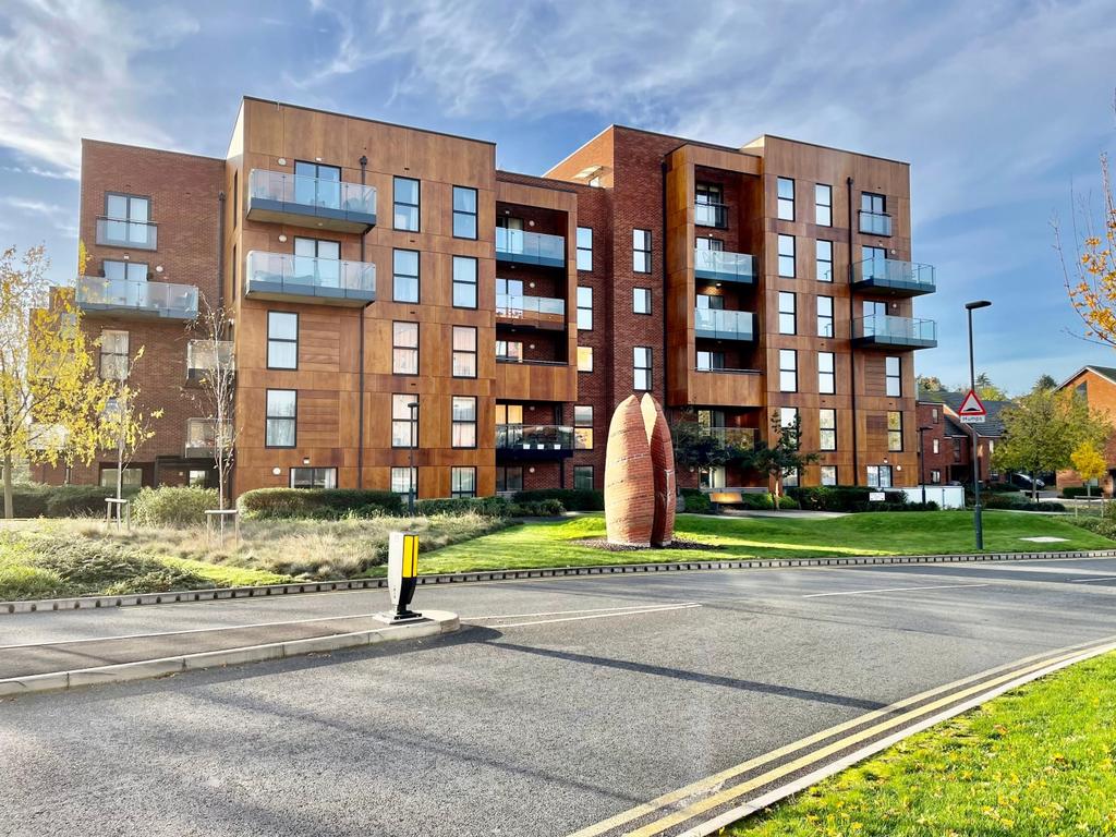 9 Beadle Place Callender Road, Erith 2 bed flat for sale - £260,000