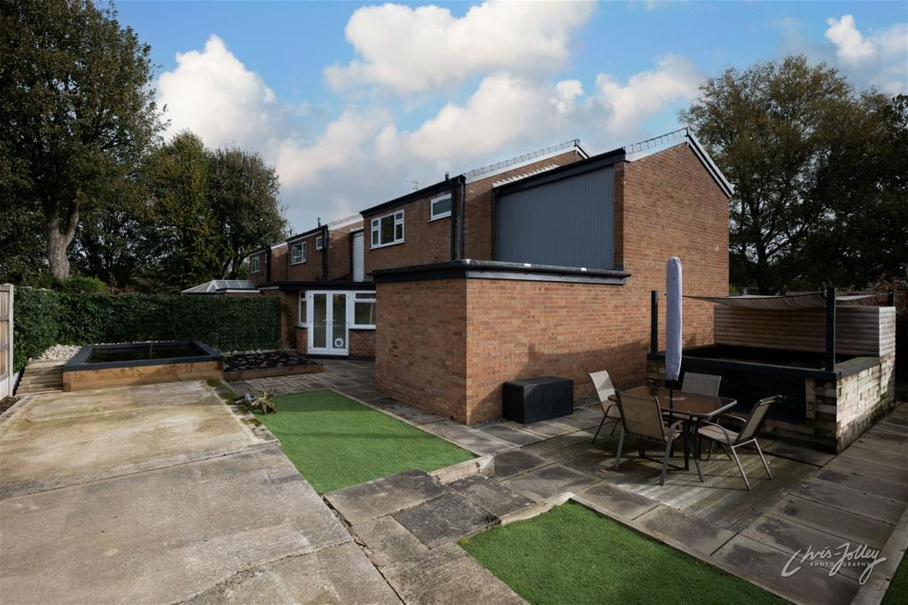 Offerton Road, Hazel Grove, Stockport SK7 4NL 4 bed detached house for ...