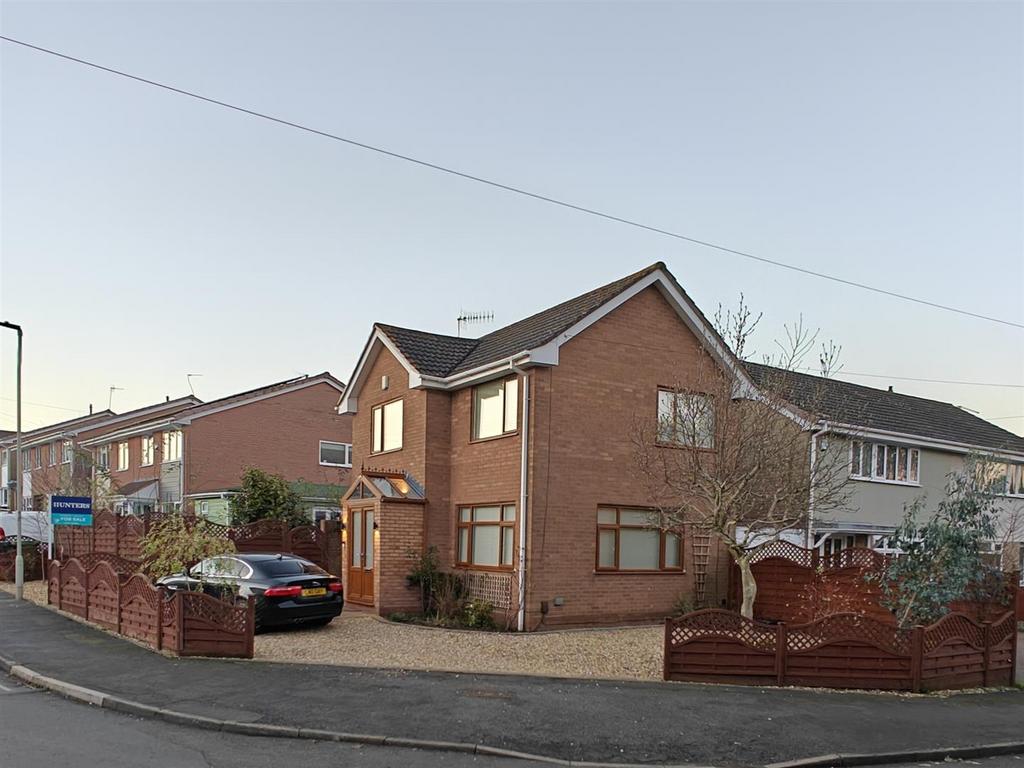 Hedge House Larkhill Road Wollaston Dy8 3ln 3 Bed Detached House For