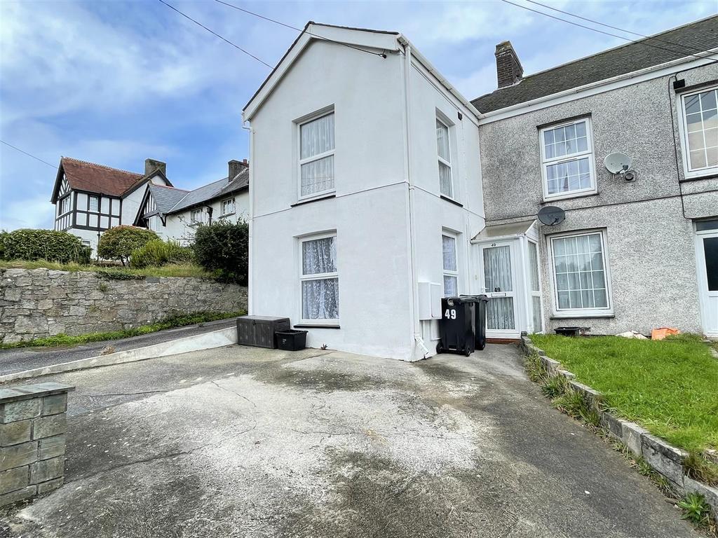 Alexandra Road, St. Austell 2 bed semi-detached house - £170,000