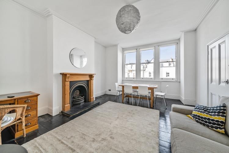 Ritherdon Road Balham SW17 2 bed flat - £2,000 pcm (£462 pw)