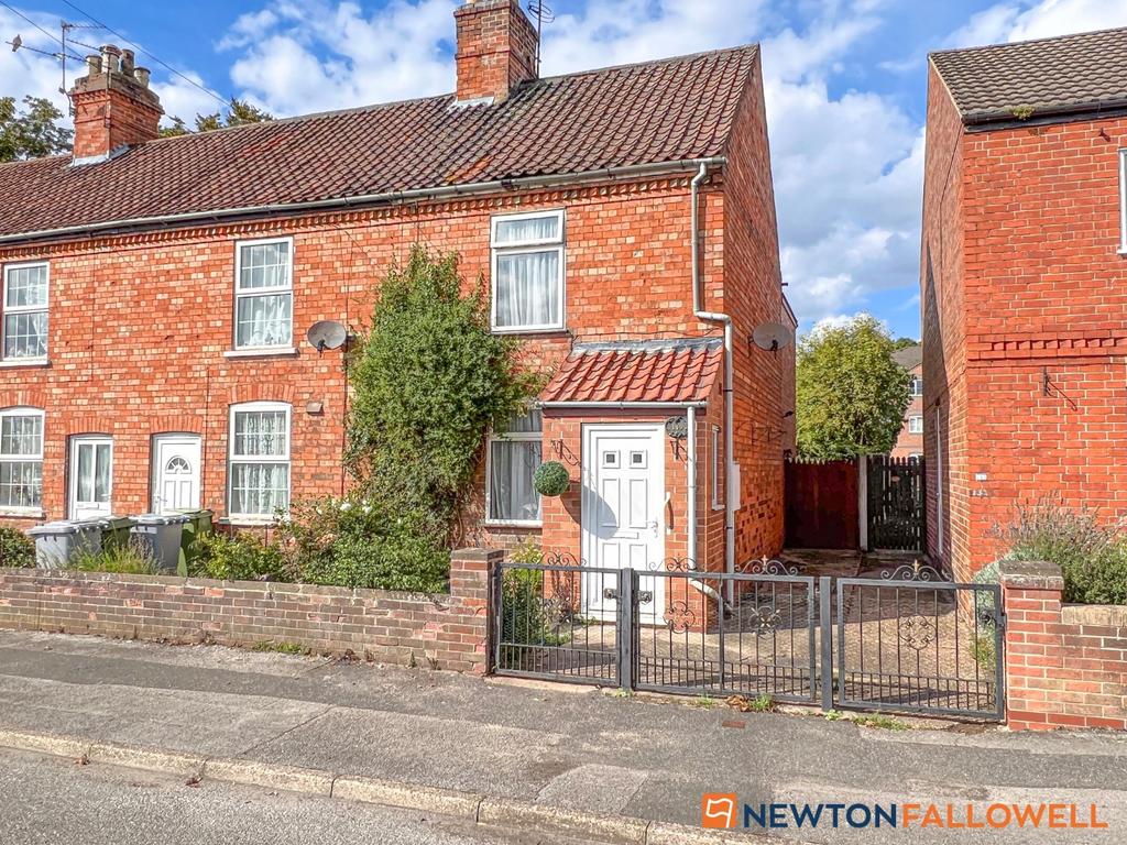 Main Street, Balderton NG24 2 bed end of terrace house - £170,000