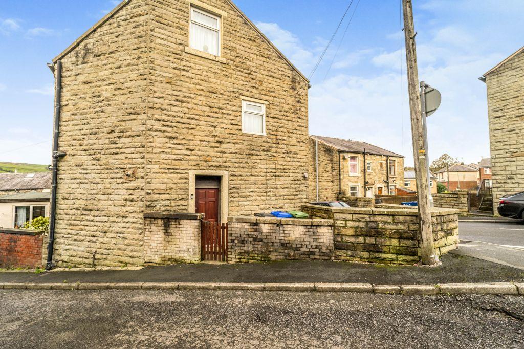Gladstone Street Bacup OL13 3 Bed Terraced House 99 950 gladstone-street-bacup-ol13-3-bed-terraced-house-99-950