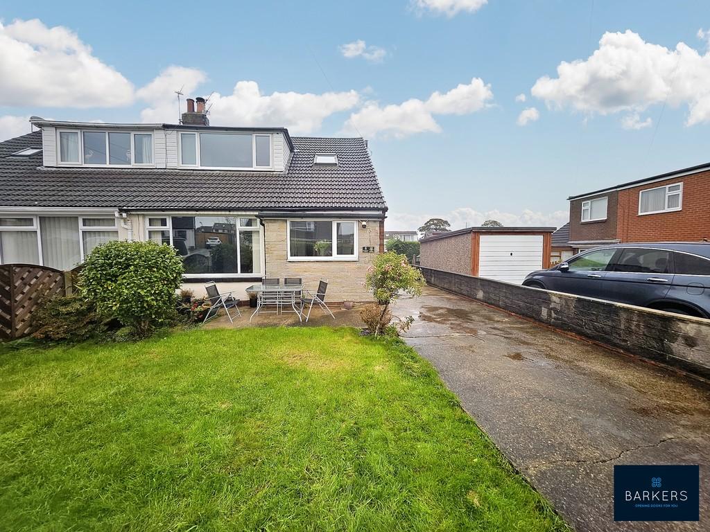Kingsdale Gardens, Drighlington 3 bed semi-detached house - £255,000