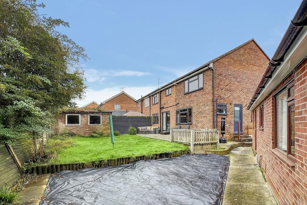 Hawkwood Road, Sible Hedingham... 6 bed semi-detached house - £465,000