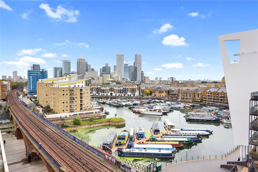 Zenith House, E14 2 bed apartment - £549,000