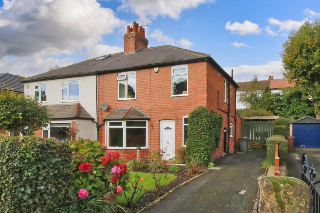 Hawksworth Road, Horsforth, Leeds... 3 bed semi-detached house - £385,000