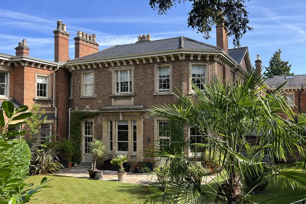 Craven Court, Melton Mowbray 3 bed villa for sale - £599,950