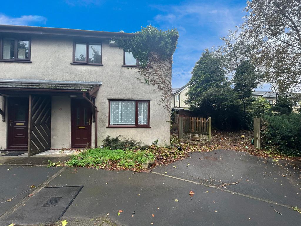Belmont Court, Longridge PR3 3 bed semi-detached house for sale - £150,000