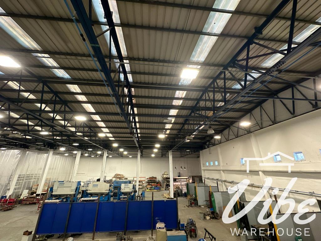 Fraser Road, Erith DA8 Warehouse to rent - £16,666 pcm (£3,846 pw)