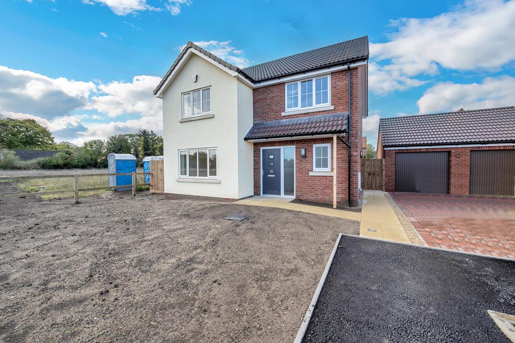 Cherry Tree Close, Chippenham, Ely 4 bed detached house to rent - £ ...