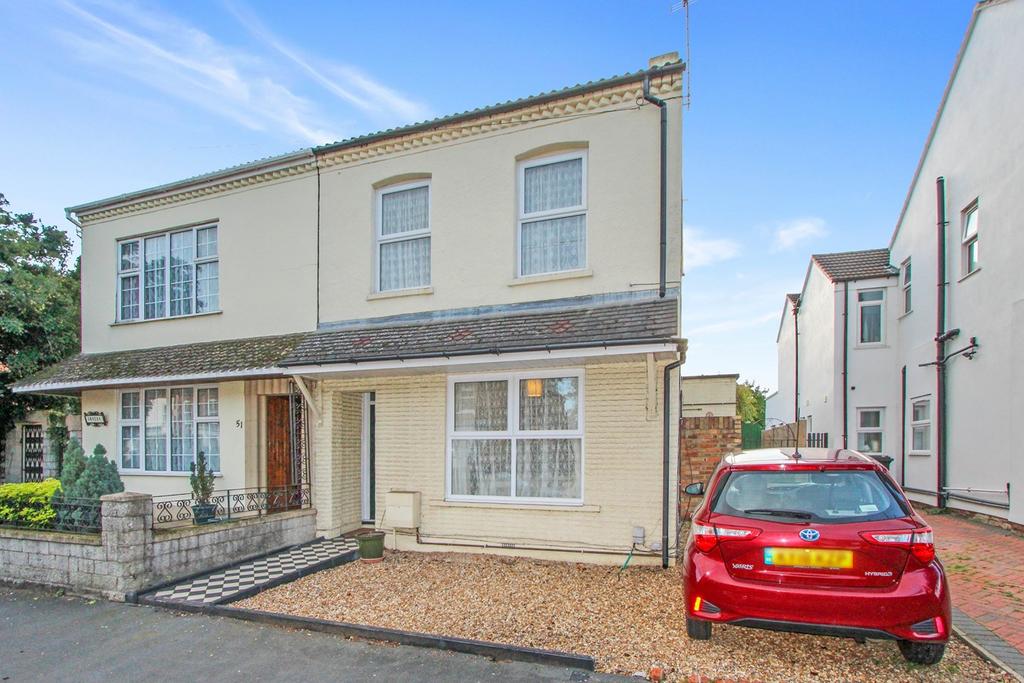 Spring Road Kempston Bedford Mk42 3 Bed Semi Detached House For Sale