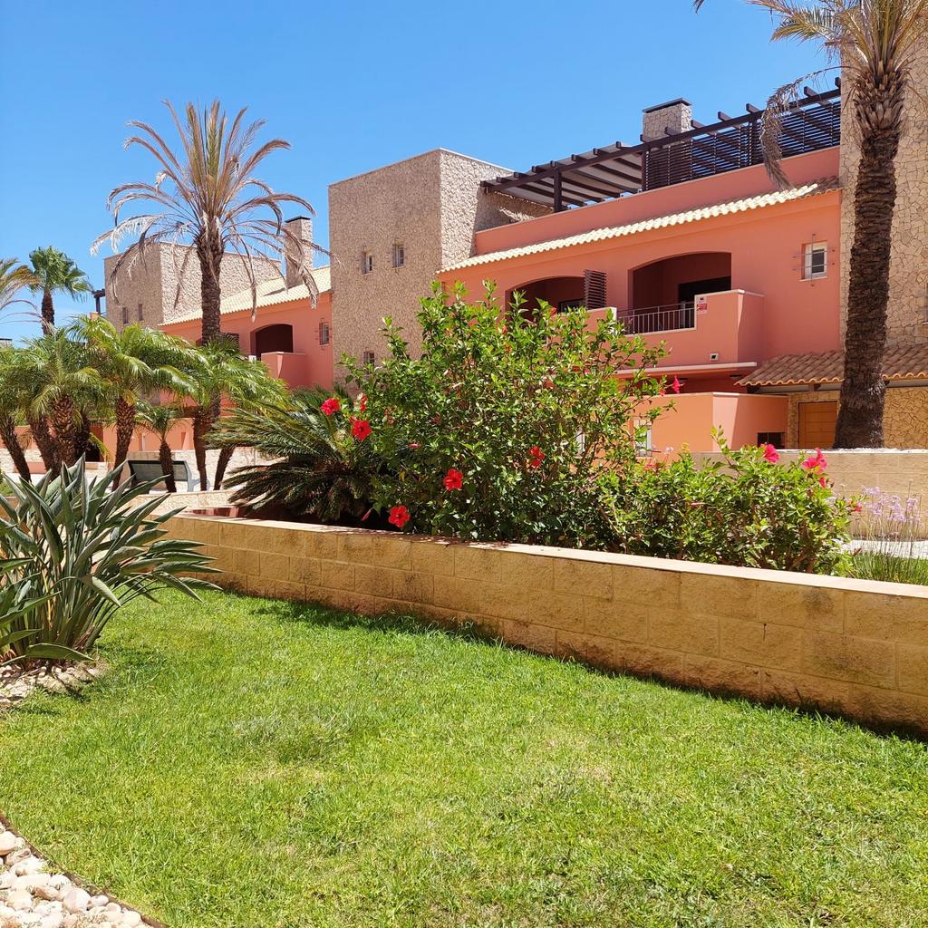 8125-309 Quarteira 2 bed property - £470,327* (€550,000)
