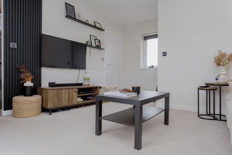Westbury Drive, Hampton Gardens, Peterborough. PE7 8QW 2 bed coach ...
